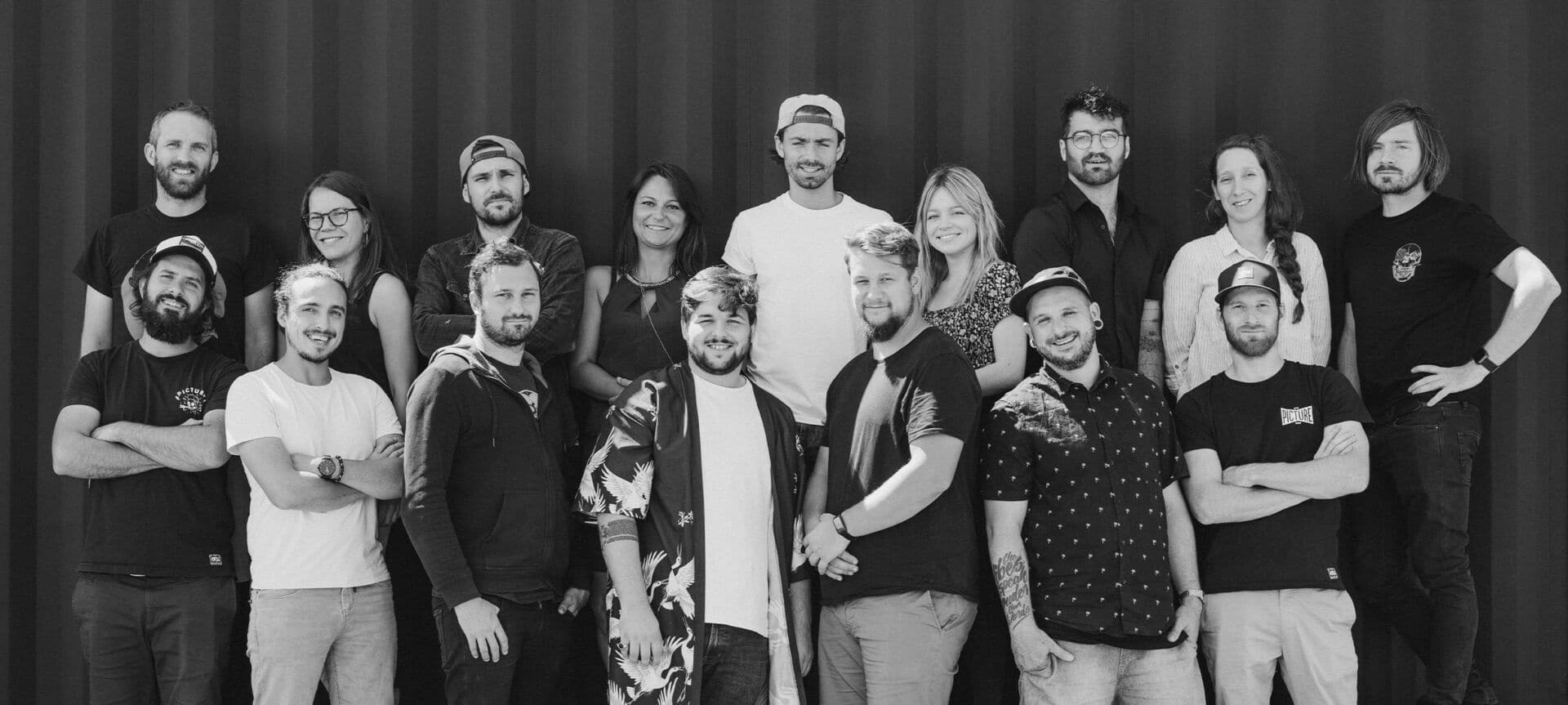 Nous sommes Riot House !, Riot House